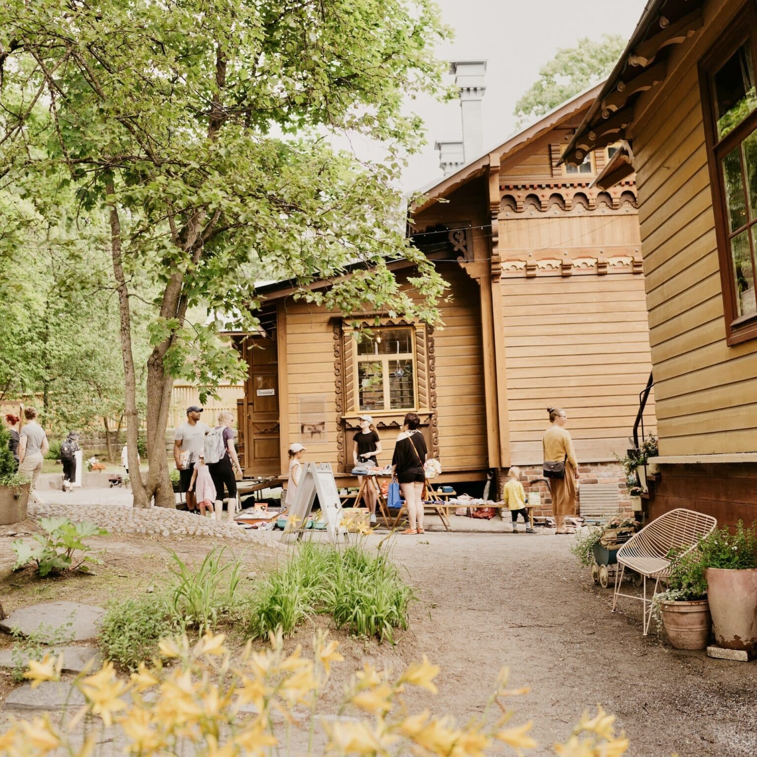 Visit Tallipiha - Tallipihan Suklaapuoti
